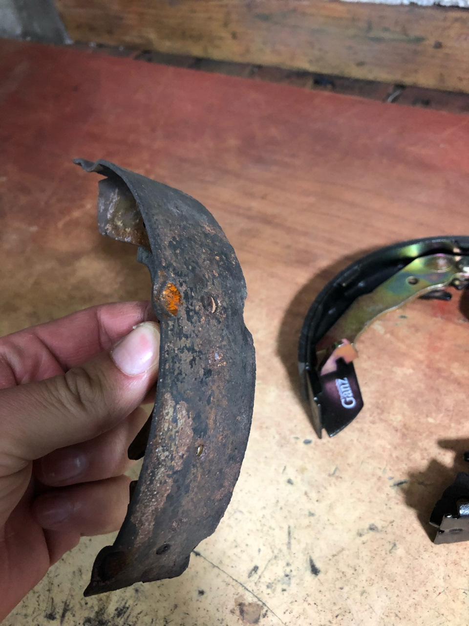 Замена колодок — Hyundai Accent (2G), 1,5 л, 2011 года | визит на ...