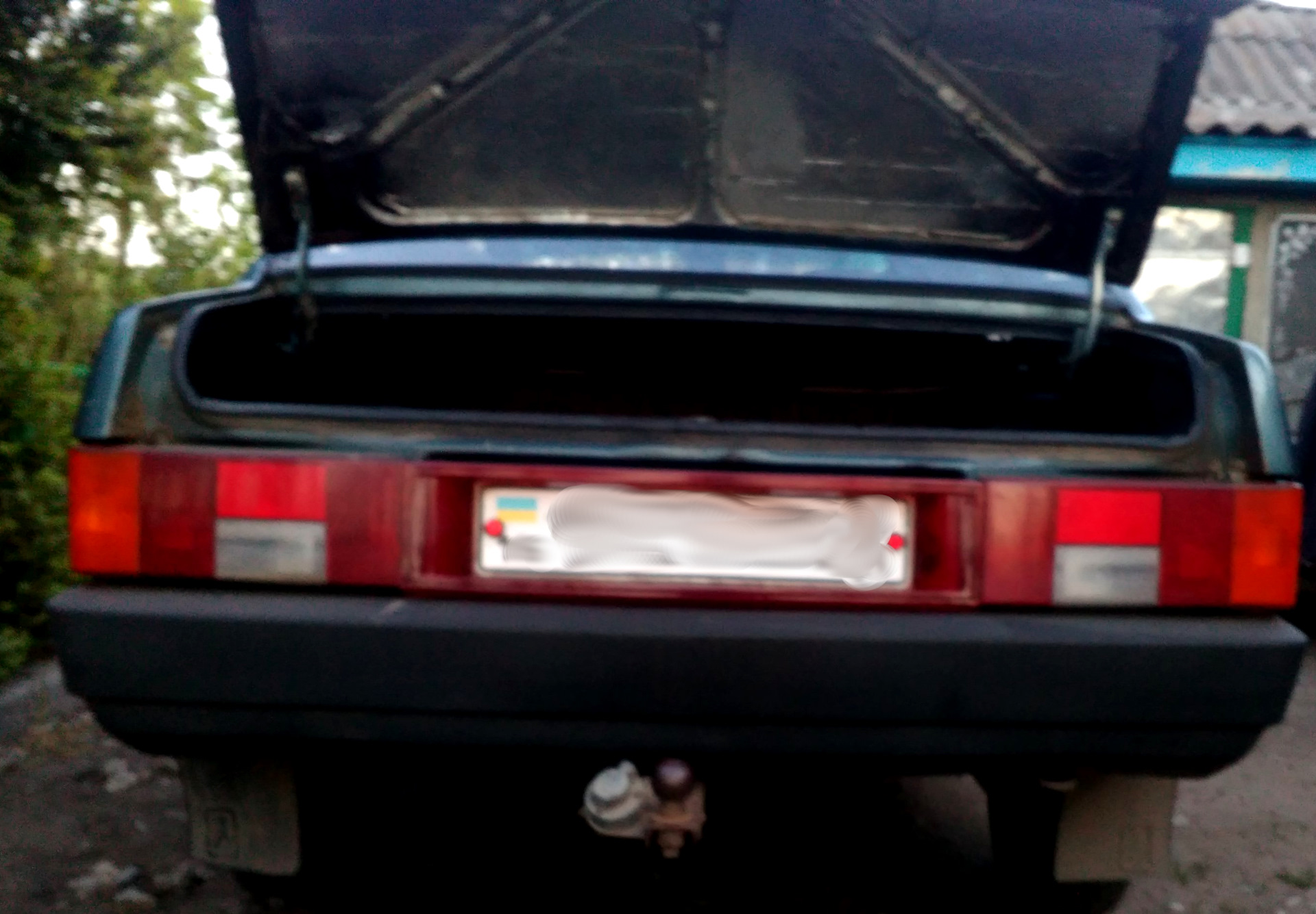 Замена задней номерной рамки — Lada 21099, 1,5 л, 2001 года | стайлинг ...