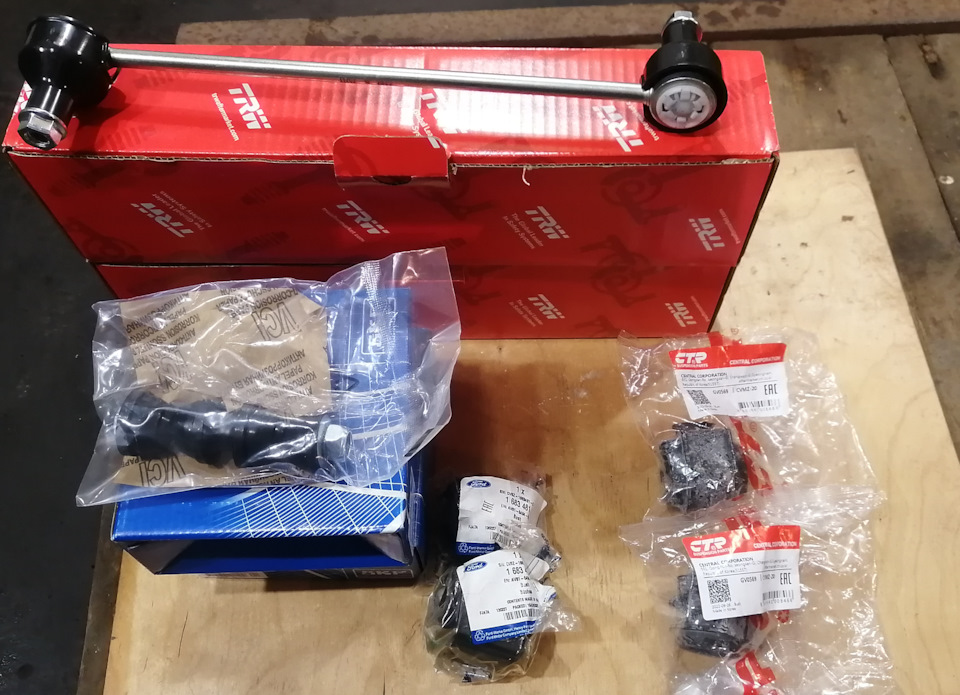 Замена расходников — Ford Focus Wagon III, 1,5 л, 2017 года | плановое ТО | DRIVE2