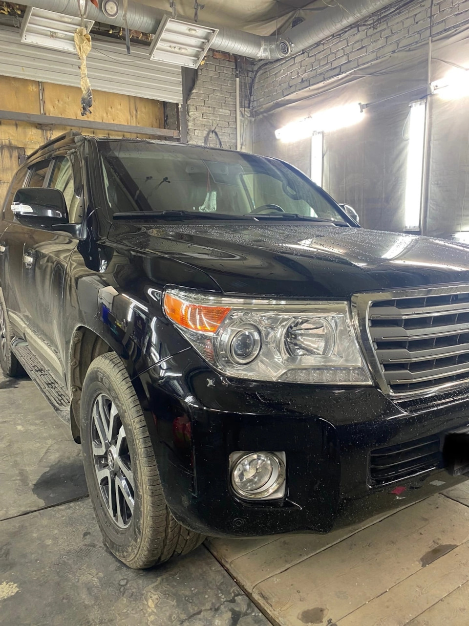 Toyota LC200 и Hyundai Tucson. Оклейка полиуритановыми плёнками Delta ...