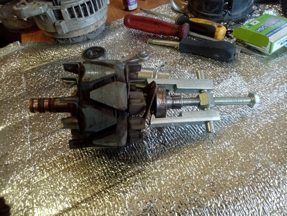 замена пошипников генератора — ЗАЗ Chance, 1,3 л, 2012 года | своими ...