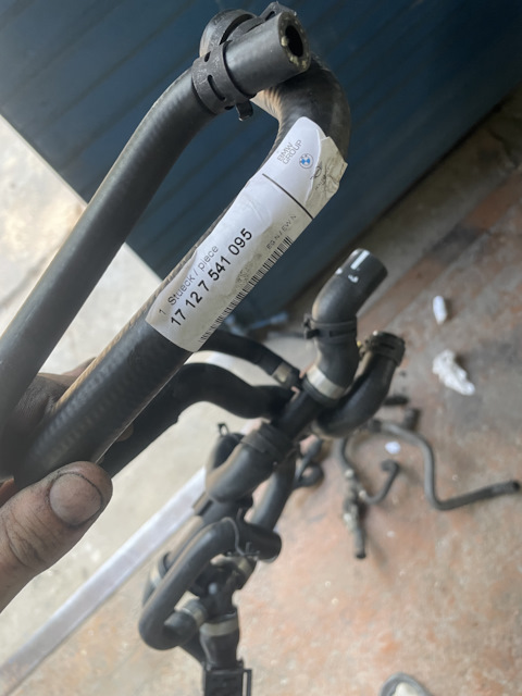 17127541095 Шланг охлаждающей жидкости BMW | Запчасти на DRIVE2