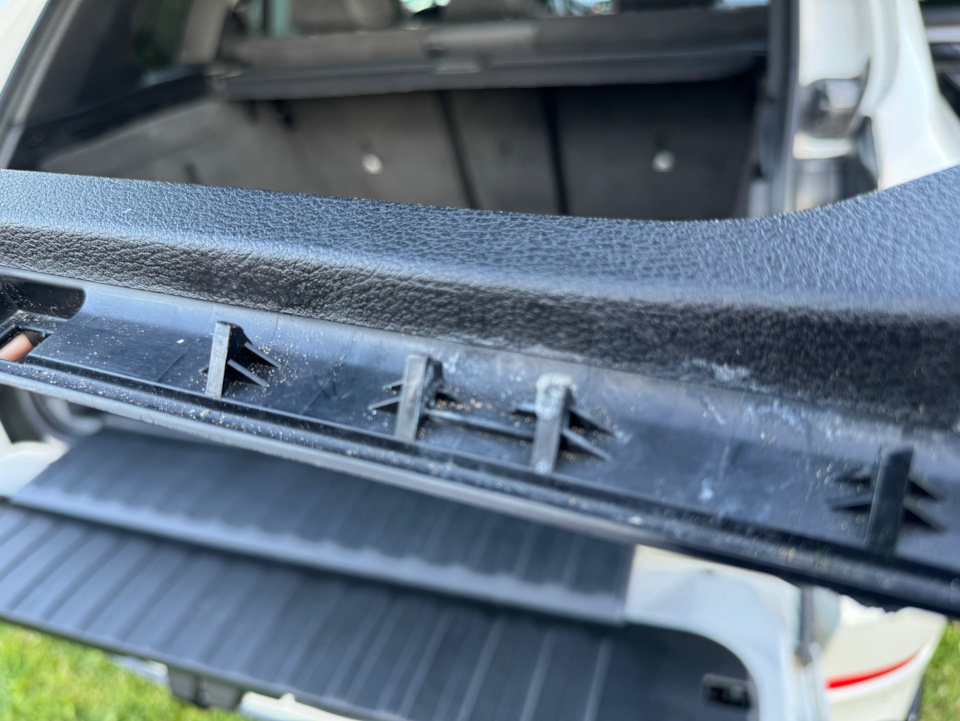 Замена откидного борта и другие мелочи — BMW X5 (F15), 3 л, 2016 года ...