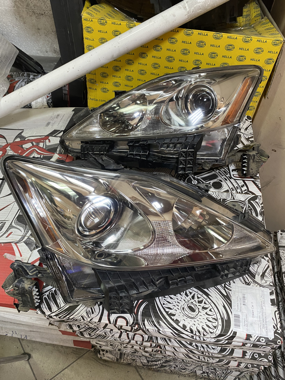 13. Замена родных линз на Bi-Led — Lexus IS II, 2,5 л, 2007 года ...