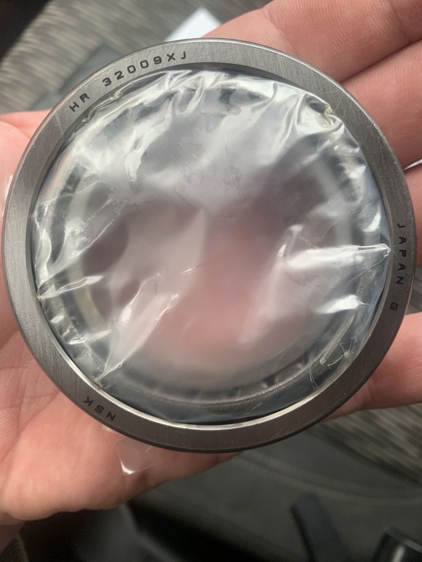 Замена подшипников кпп, редуктора, пром.опоры и левого ступичного ...