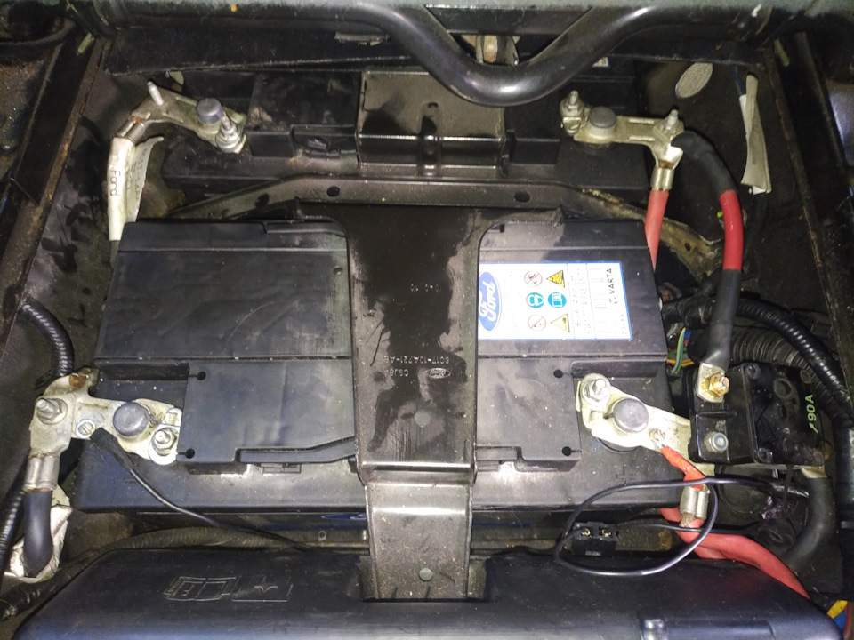 новые аккумуляторы — Ford Transit (7G), 2,2 л, 2010 года | просто так ...