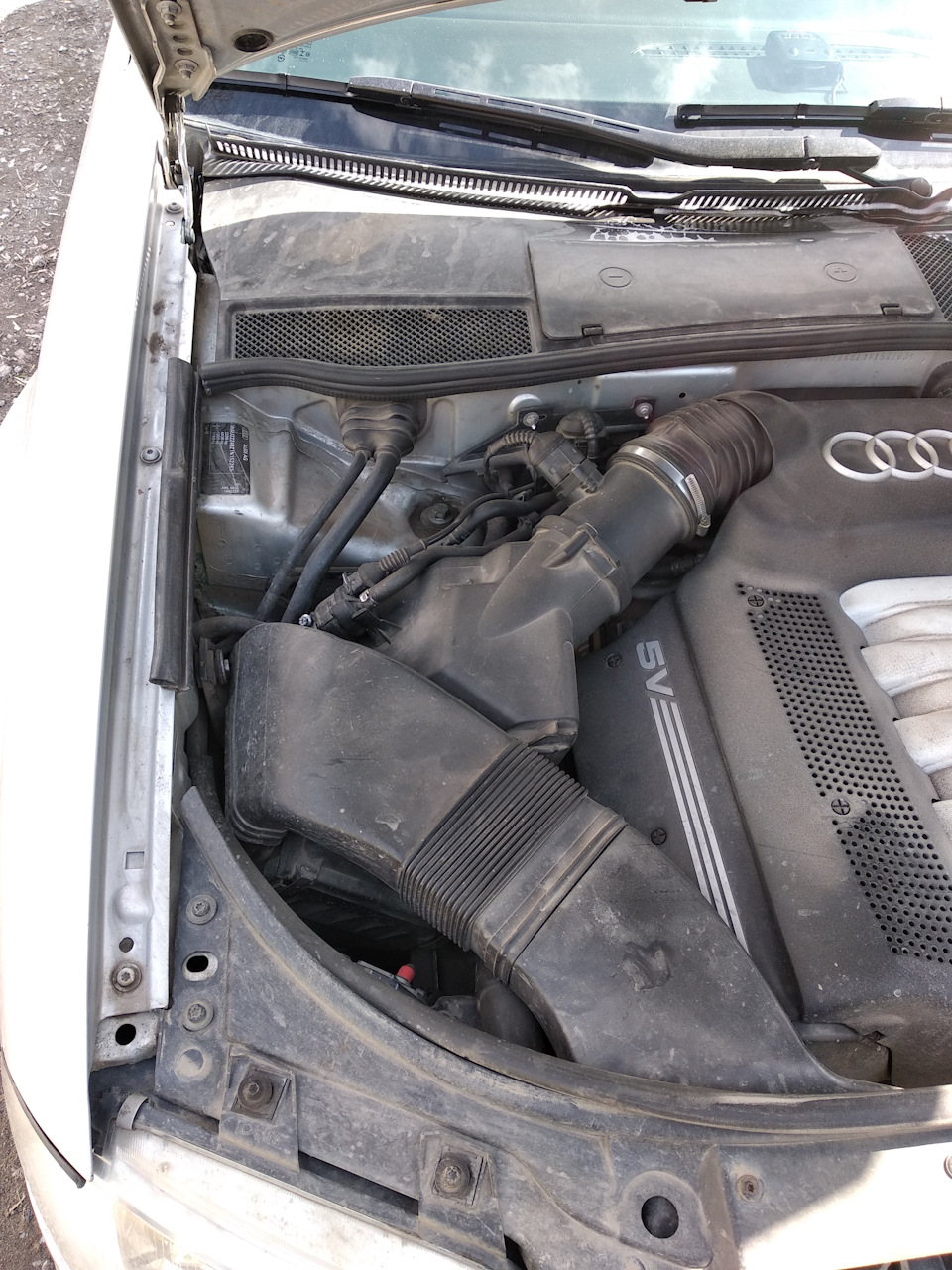 Кожух на воздушный фильтр! — Audi A6 (C5), 4,2 л, 2001 года | своими ...