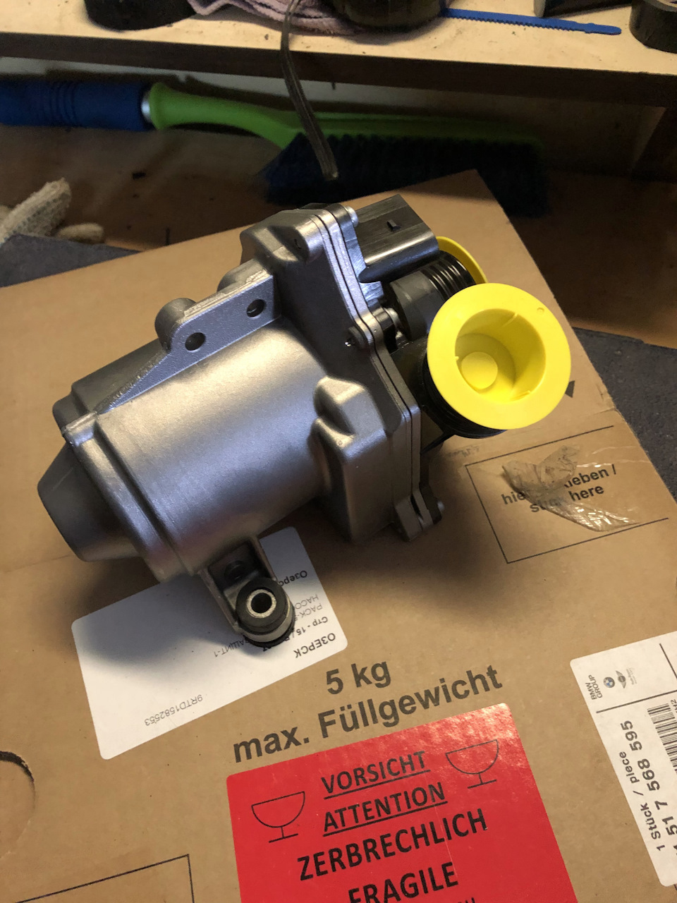 11517568595 Насос ОЖ, электрический BMW | Запчасти на DRIVE2