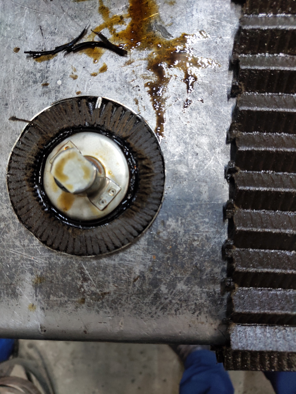 ТО, снова про масло в Compass — Jeep Compass (1G), 2,4 л, 2007 года ...