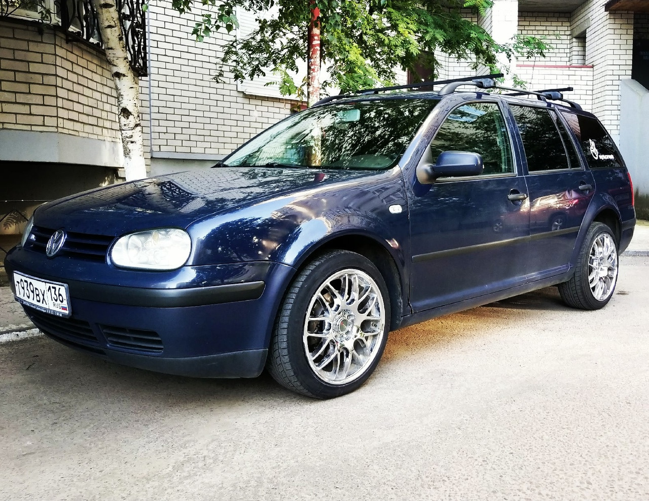 Новые подкрадухи :) — Volkswagen Golf Variant (Mk4), 1,6 л, 2002 года | колёсные диски | DRIVE2