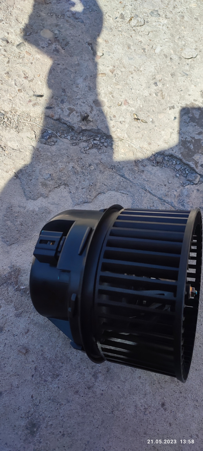 Замена вентилятора отопителя — Ford Focus Hatchback III, 1,6 л, 2013 ...