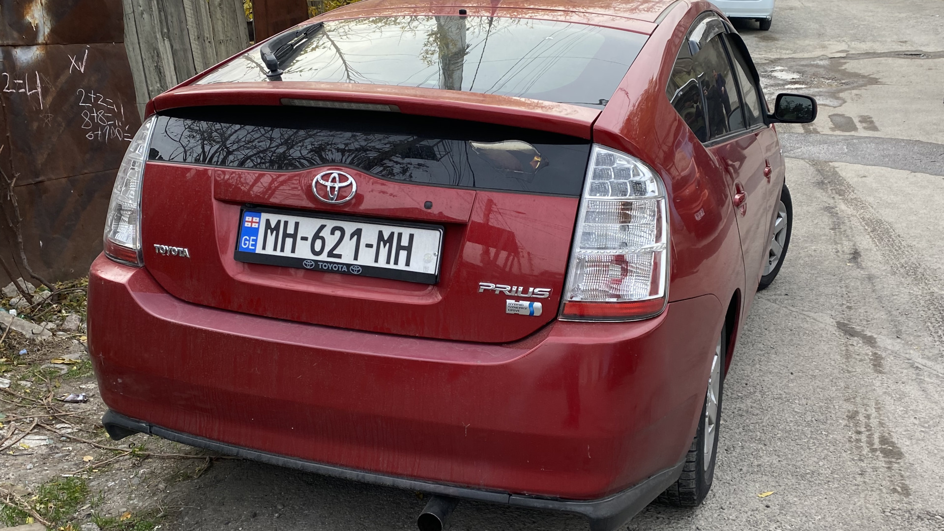 Toyota Prius (20) 1.5 гибридный 2006 | Red на DRIVE2