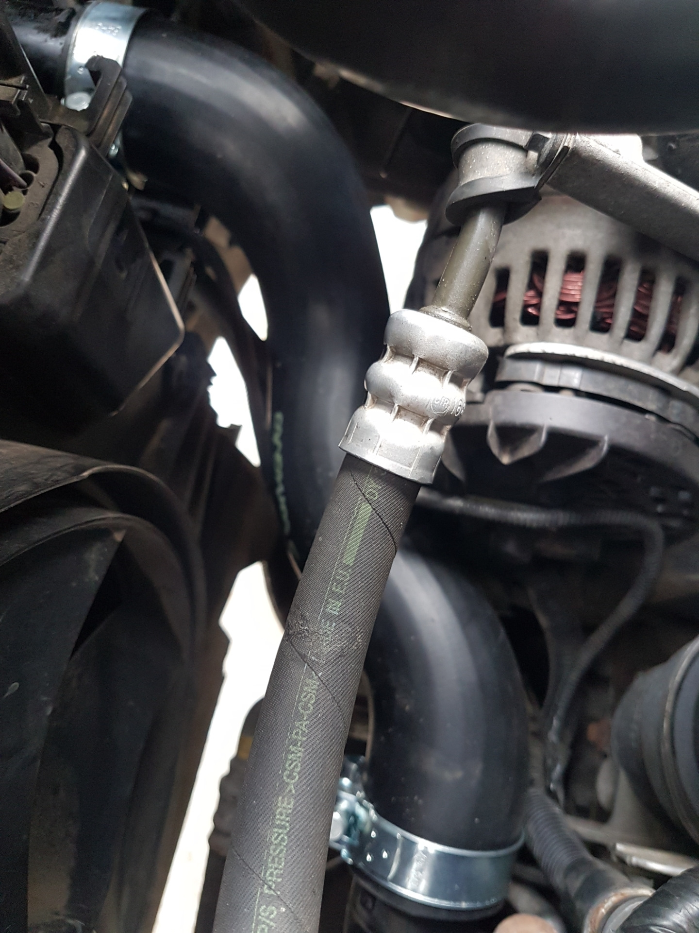 Патрубок интеркулера volvo xc90 D5 — Volvo XC90 (1G), 2,4 л, 2008 года ...