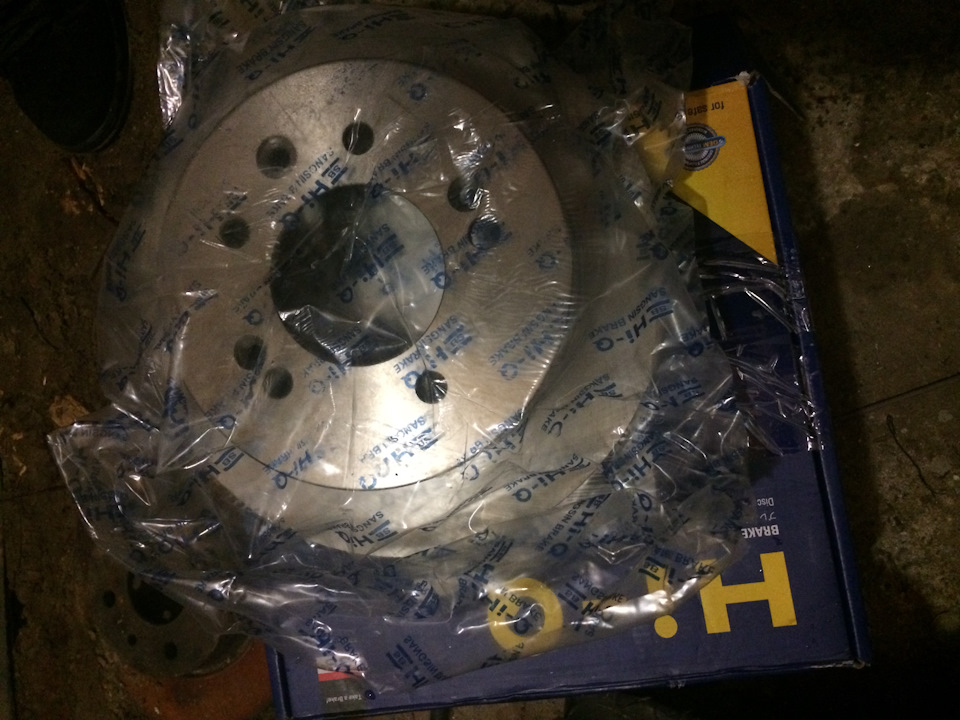 Замена тормозных шлангов, дисков, колодок, жидкости — Hyundai Elantra ...