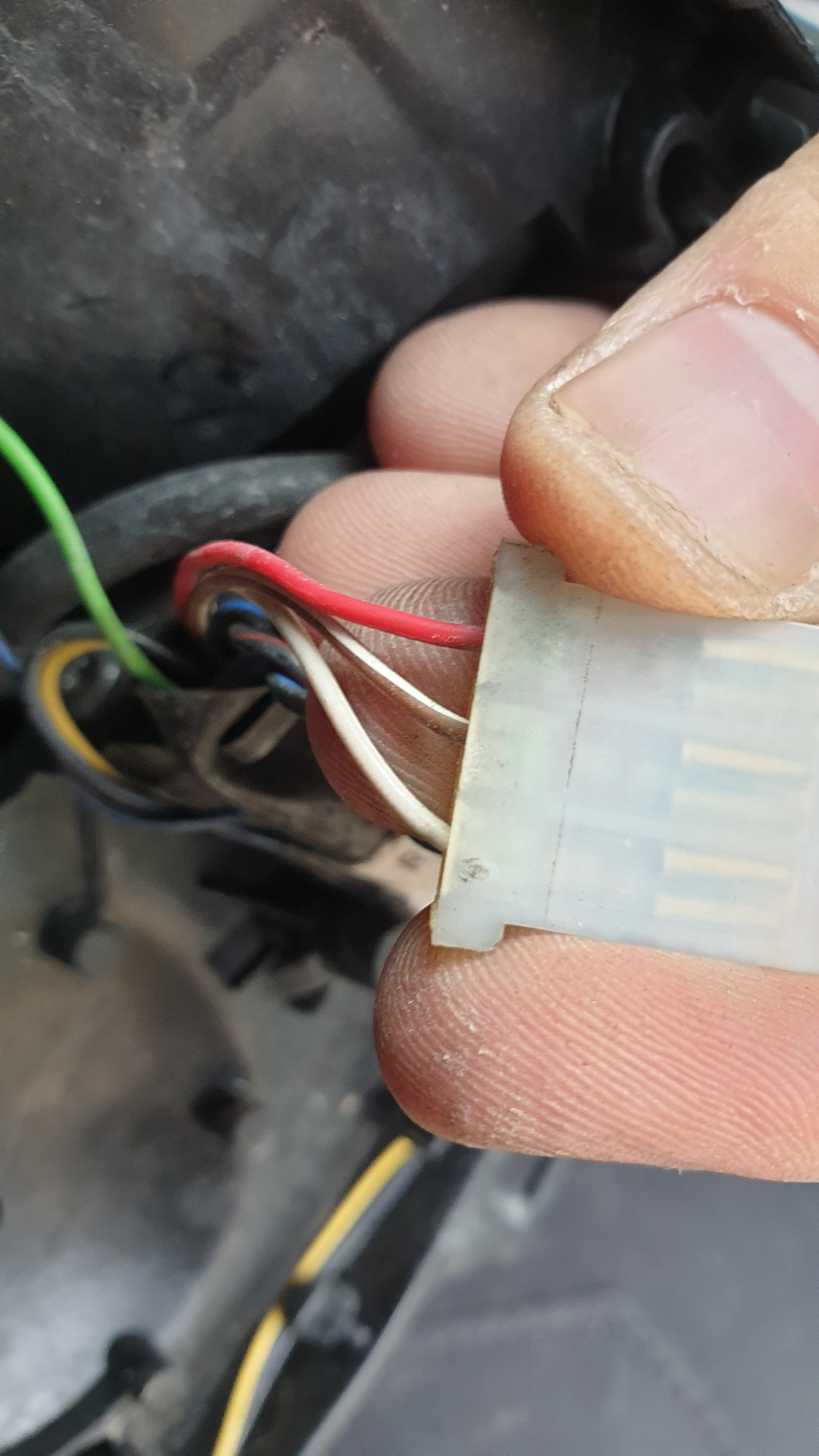 [Retrofit] Passenger mirror memory (down on reverse) — Volkswagen ...