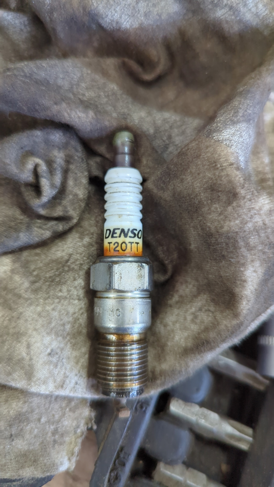 Первые неисправности — Ford Focus Sedan II, 2 л, 2006 года | визит на ...