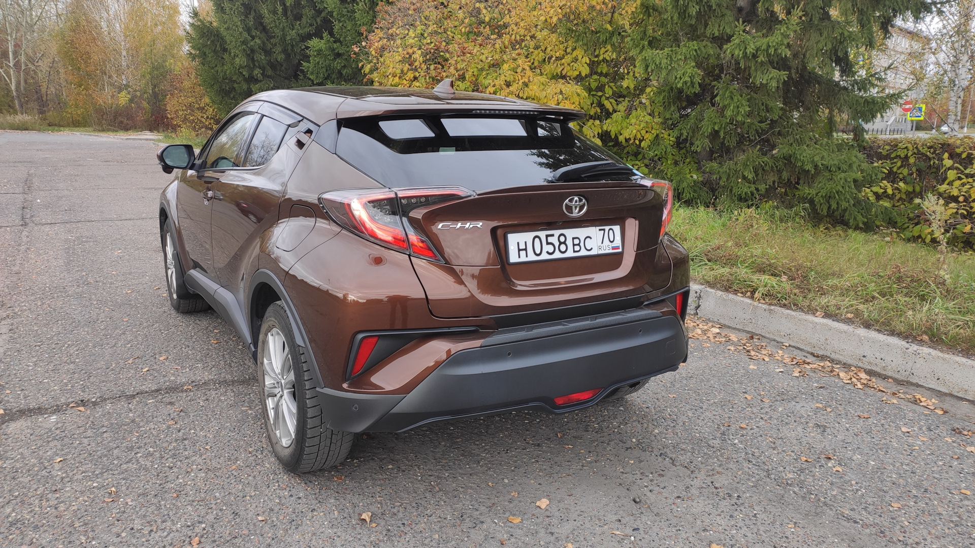 Защитные накладки на пороги — Toyota C-HR, 1,2 л, 2017 года ...