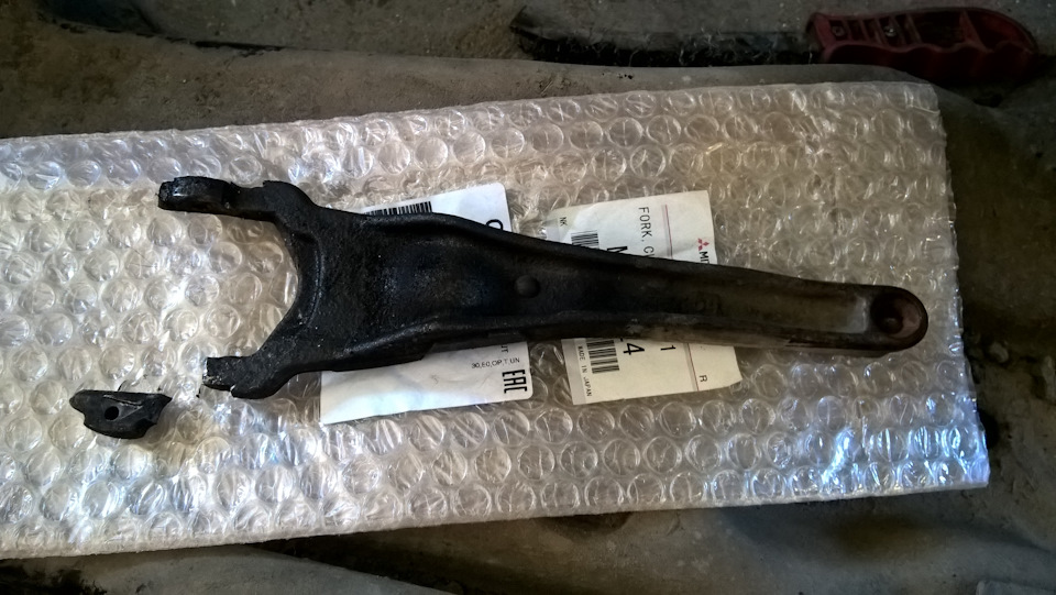 Замена вилки сцепления, ходовая, ТО — Mitsubishi Grandis, 2,4 л, 2006 ...