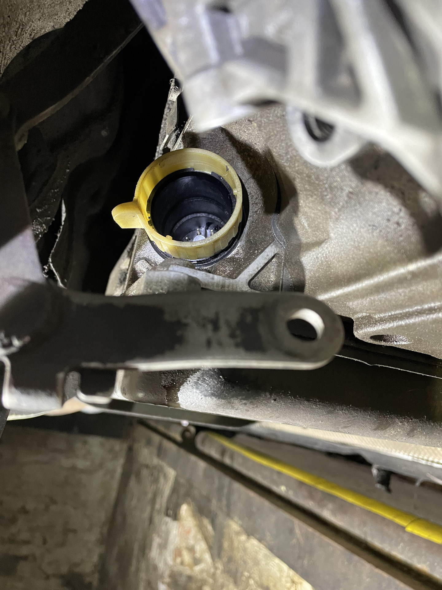 Замена масла в АКПП 5G-Tronic (722.6) — Mercedes-Benz E-Class (W212), 1 ...