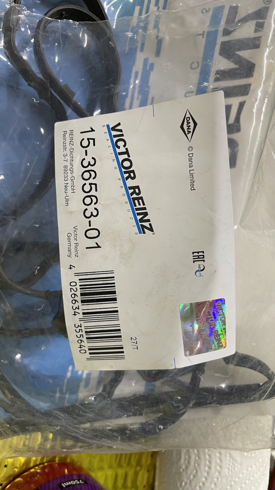 153656301 Комплект прокладок, крышка головки цилиндра VICTOR REINZ ...