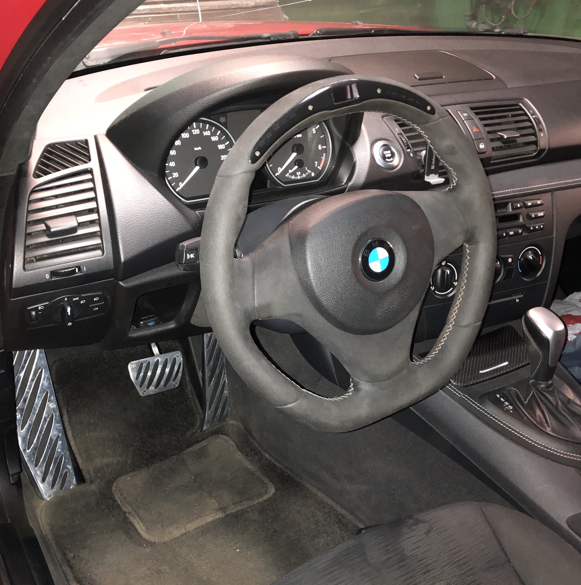 спойлер Performance и еще пару тюняшек — BMW 1 series (E81/E87), 2 л, 2011 года | тюнинг | DRIVE2