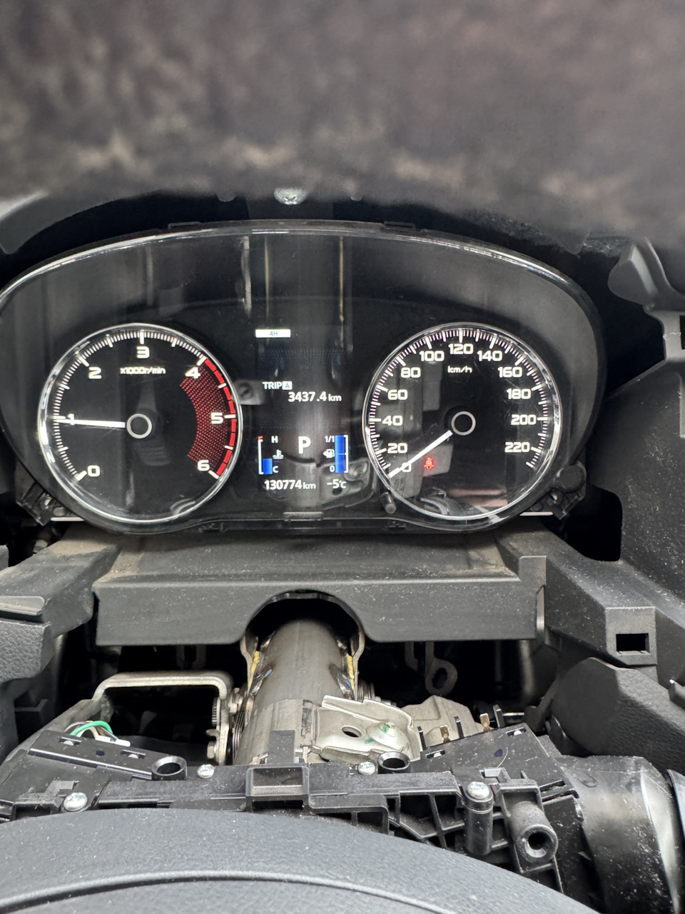 Замена приборной панели на паджеро спорт 3 до рест — Mitsubishi Pajero ...