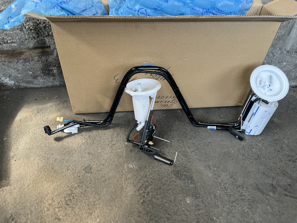 Замена топливного насоса и топливного фильтра — BMW 5 series (E60), 3 л ...