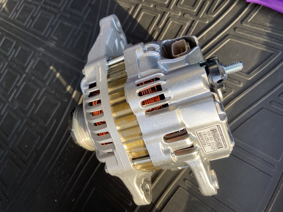 Пришел генератор))) — Mitsubishi Outlander (3G), 2,4 л, 2015 года ...