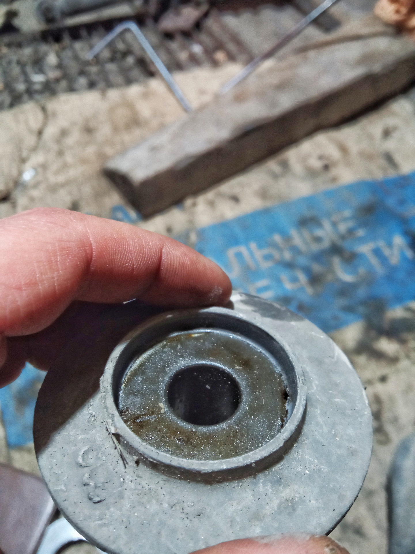 Бооольшие сайлентблоки задней балки — Subaru Forester (SH), 2 л, 2008 ...