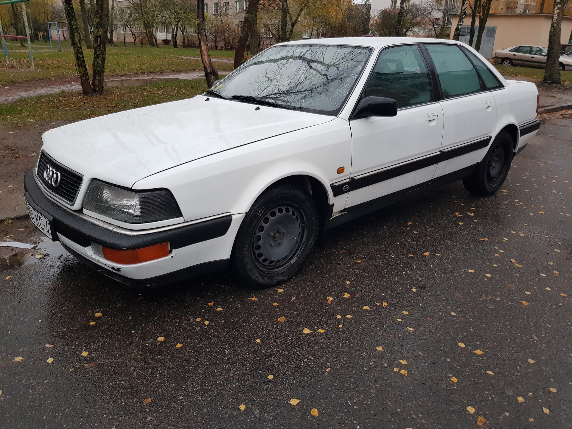 Переобулся — Audi V8, 3,6 л, 1989 года | просто так | DRIVE2