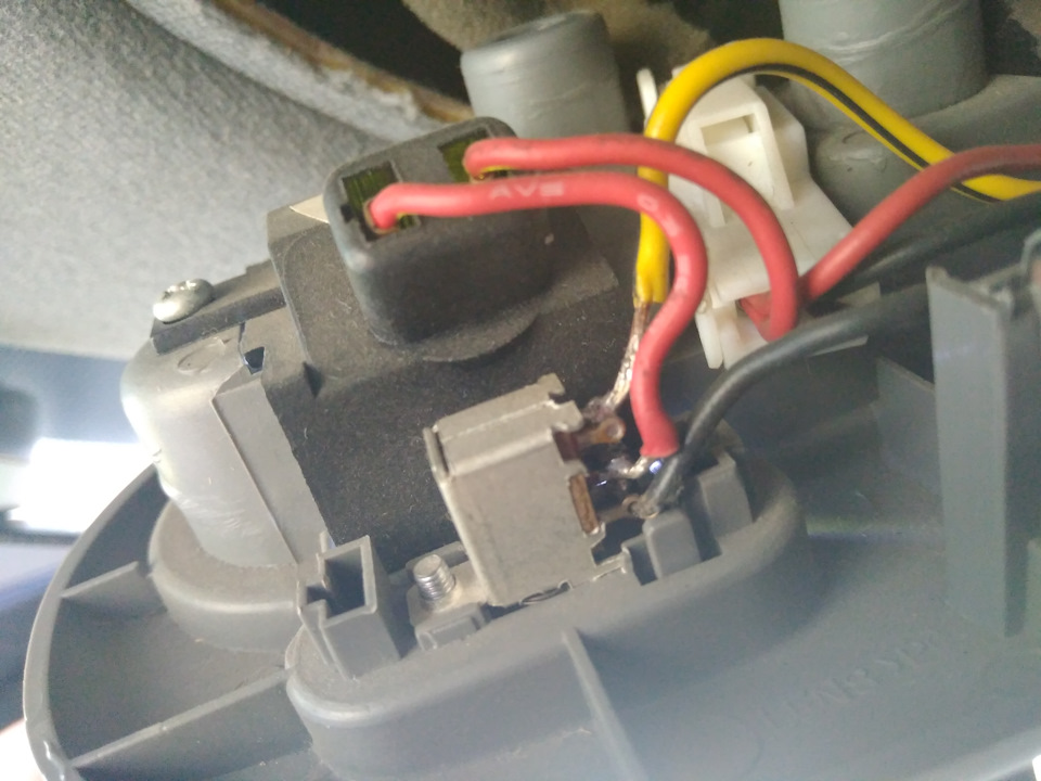 1109T0 Фильтр масляный Peugeot, Citroen, Fiat Peugeot Citroen ...