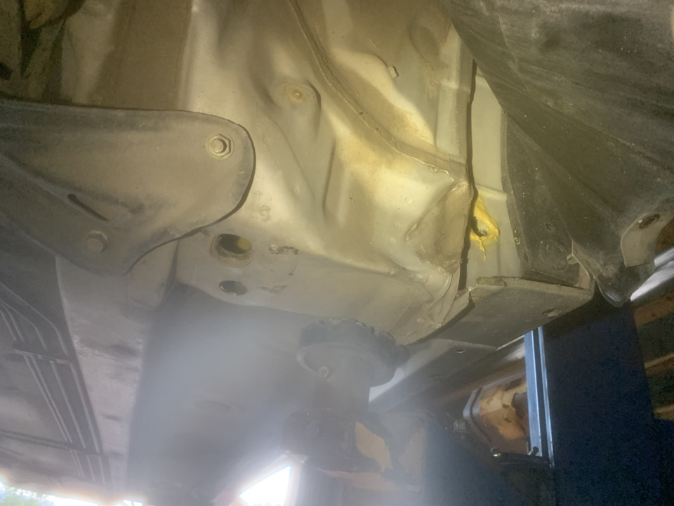 Антикор внутренних полостей — Toyota Camry (XV30), 2,4 л, 2005 года ...