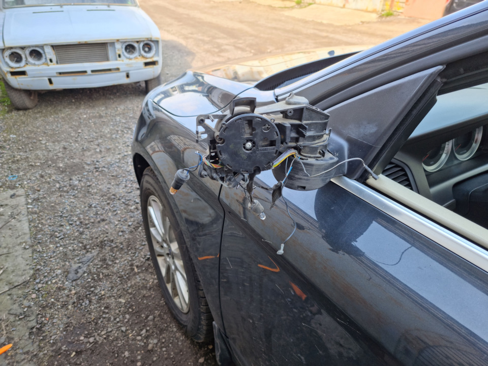 Замена стоек и втулок переднего стабилизатора, начало ремонта зеркал ...