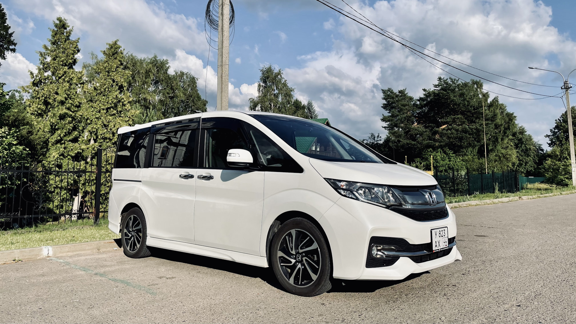 Honda Stepwgn (5G) 1.5 бензиновый 2016 | на DRIVE2