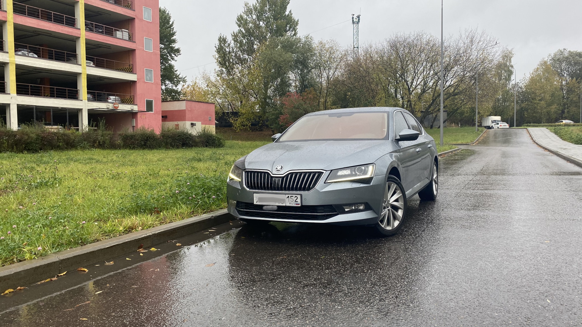Skoda Superb Mk3 1.8 бензиновый 2017 | Space Grey на DRIVE2