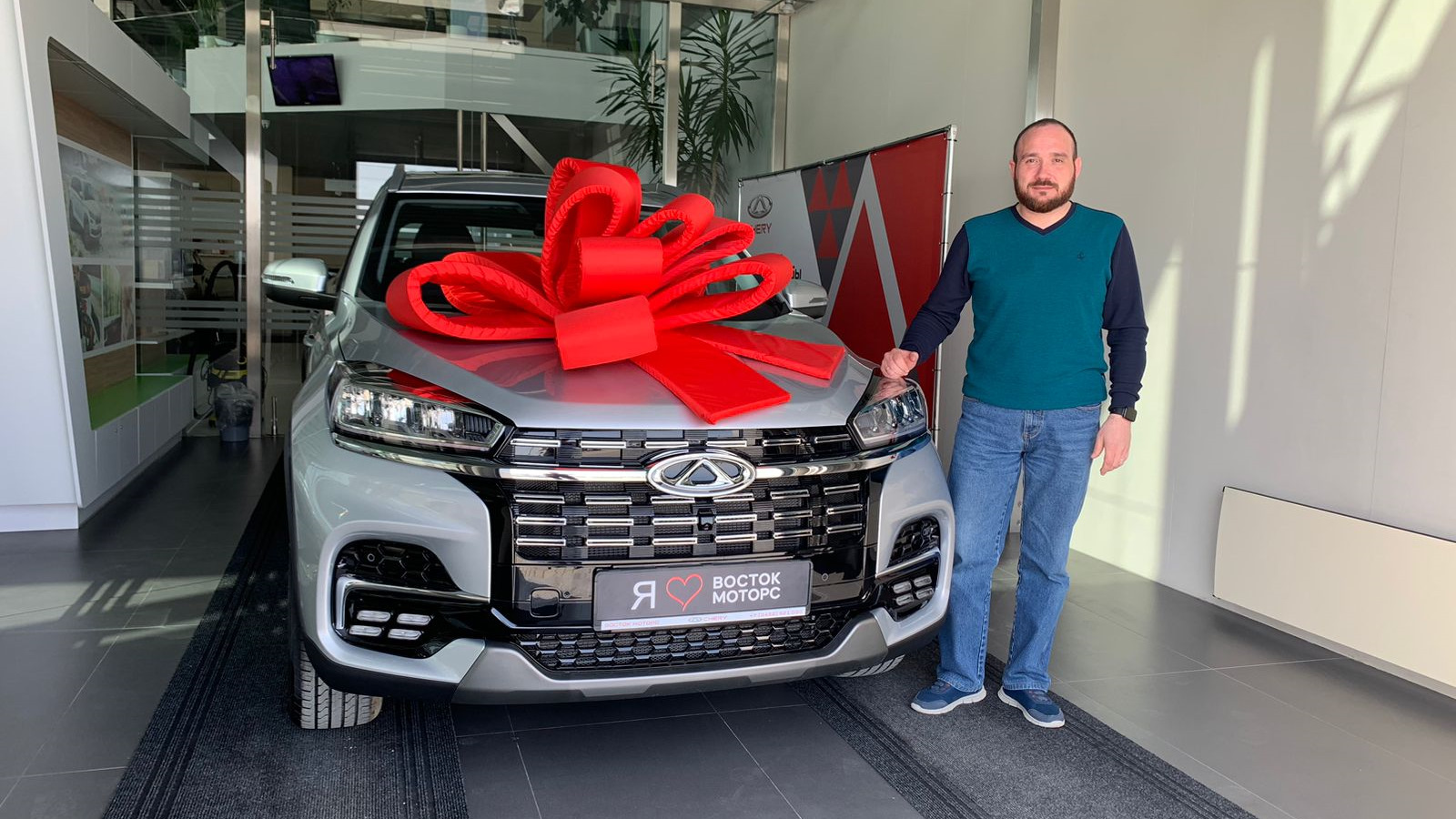 Chery Tiggo 8 1.5 бензиновый 2024 | New Silver family car % на DRIVE2