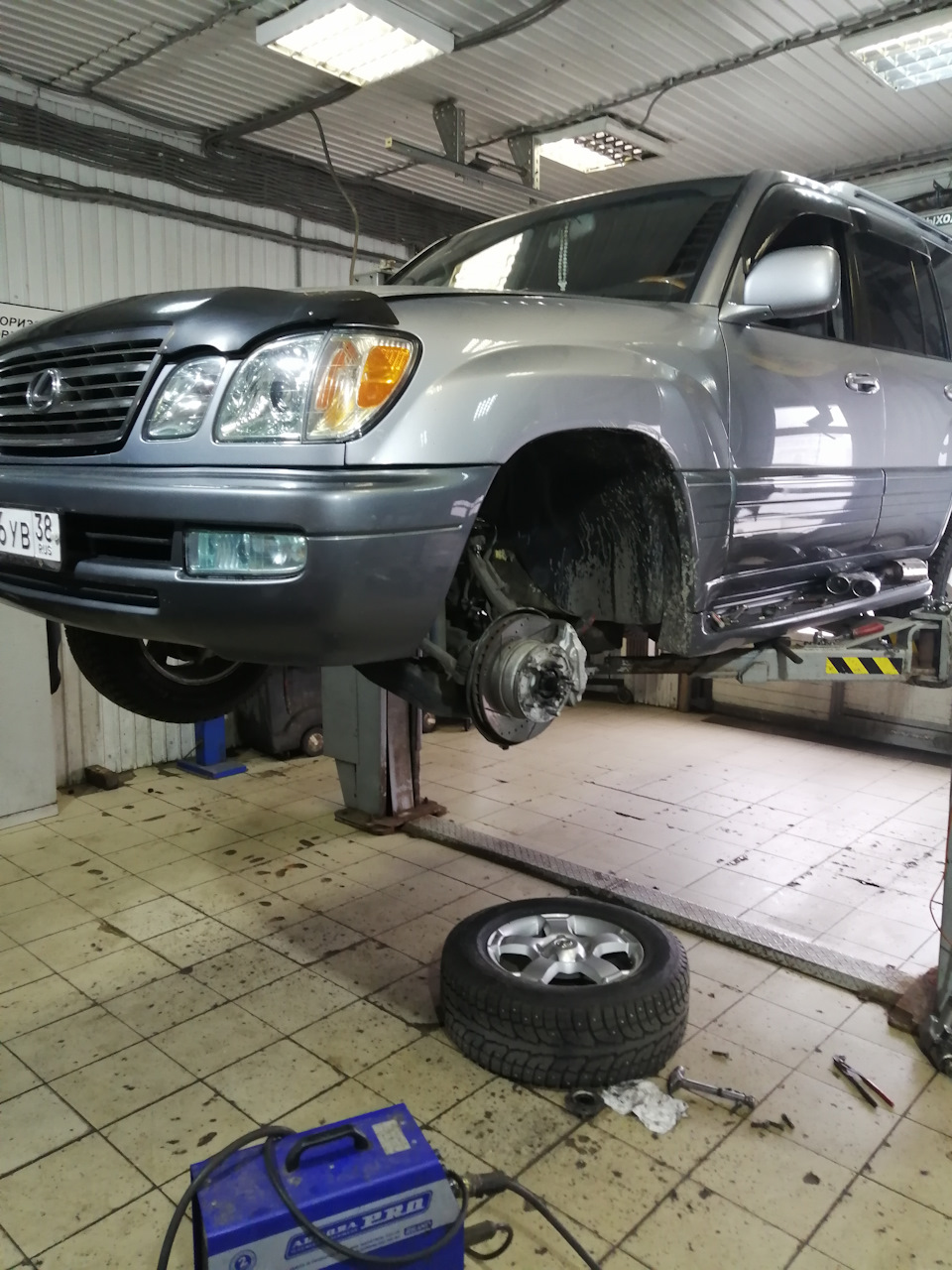 Ремонт передней подвески — Lexus LX (UZJ100), 4,7 л, 2004 года ...