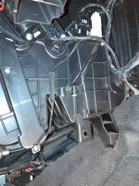 971592L000 ПРИВОД ЗАСЛОНКИ ОТОПИТЕЛЯ САЛОНА, 10 ВТ KIA HYUNDAI ...