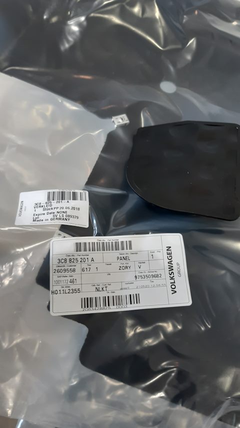 3C8825201A Накладка VAG | Запчасти на DRIVE2
