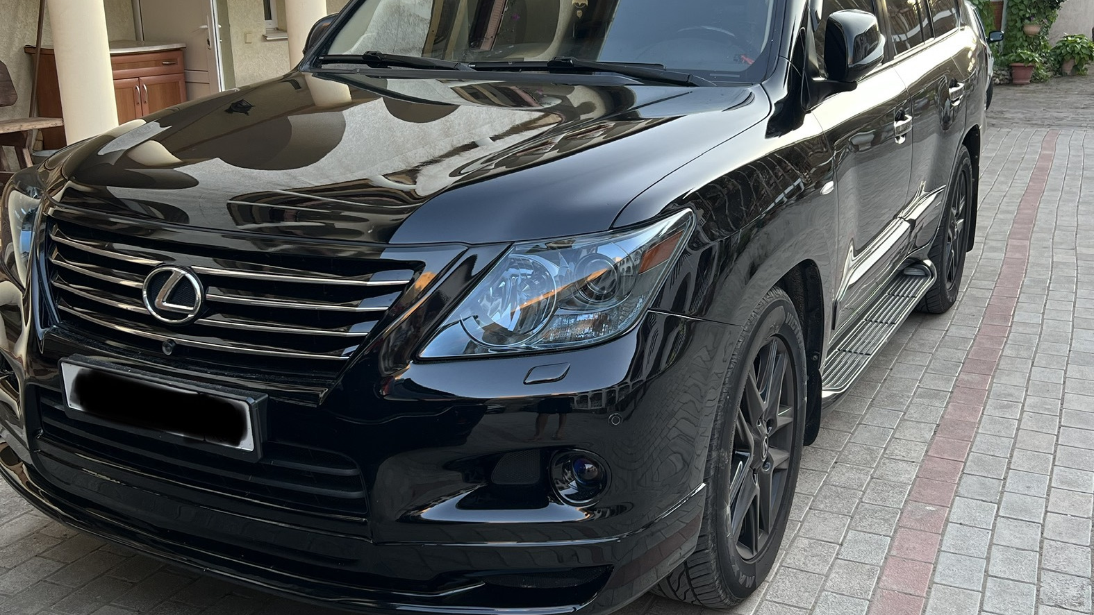 Lexus LX (URJ200/URJ201) 5.7 бензиновый 2011 | Т-570 на DRIVE2
