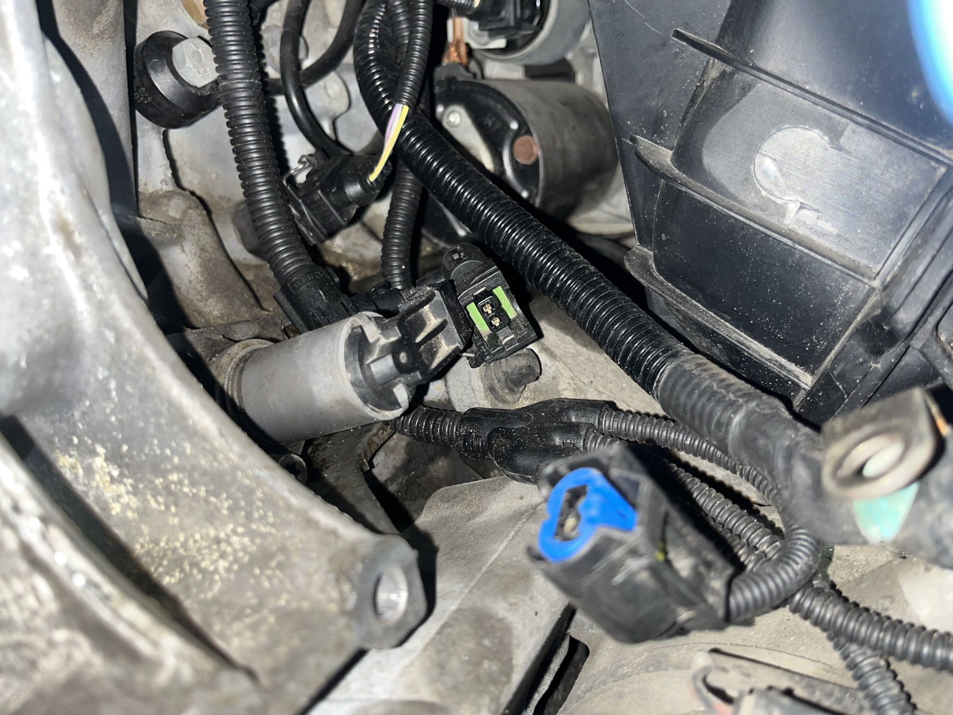 30C1 — регулирование давления масла n43b20 — BMW 3 series Coupe (E92 ...