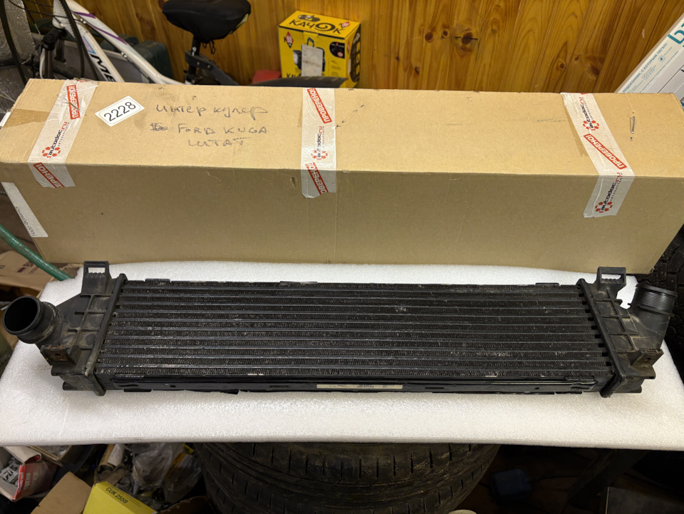 Интеркулер 6G919L440FC на Ford Kuga (1G), Ford Mondeo IV. Б/у | 3 000 ...