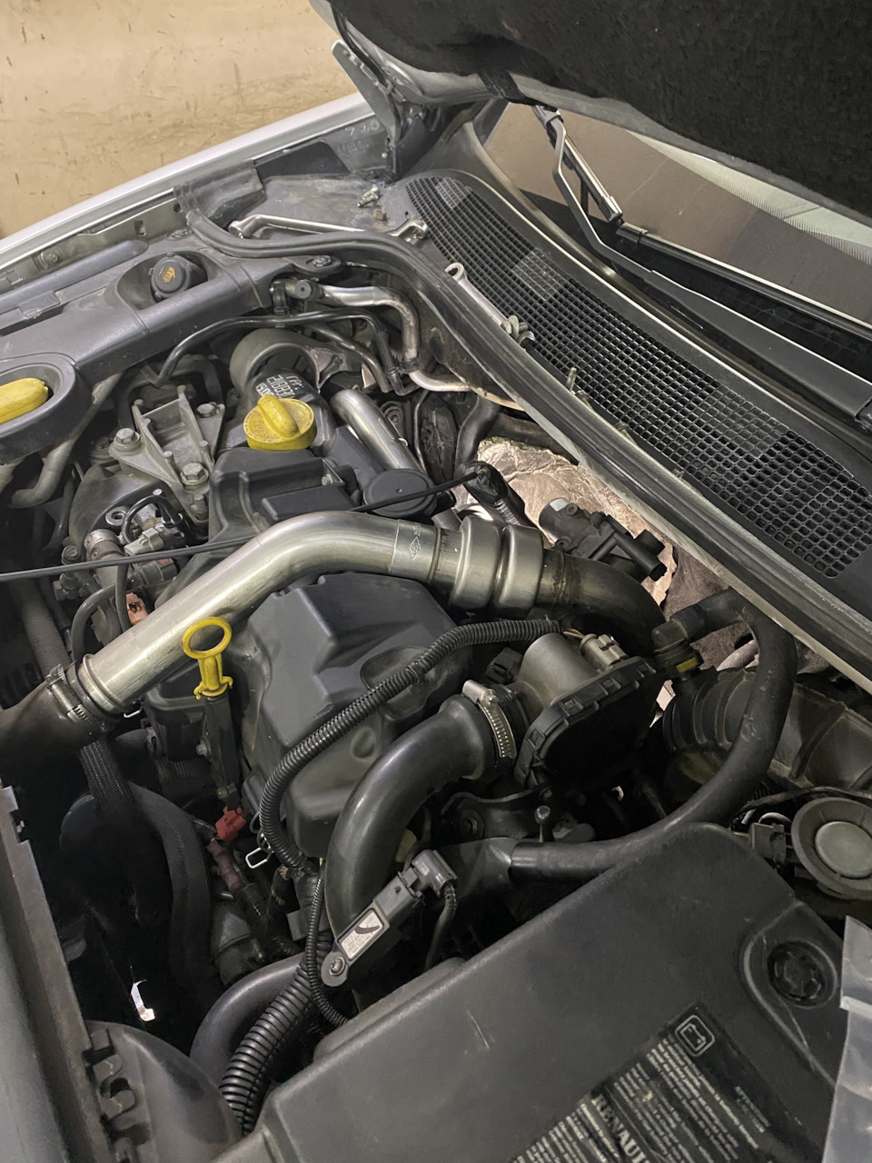 Трубка ЕГР. Замена. — Renault Megane II, 1,5 л, 2007 года | поломка ...