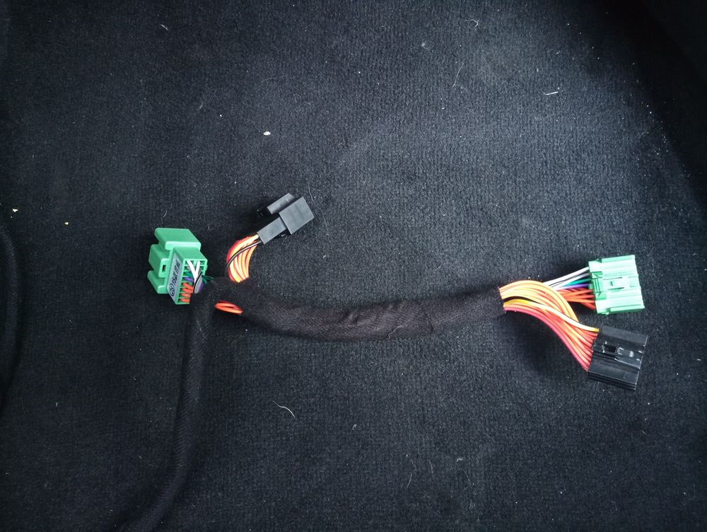 Установка усилителя звука PUZU PZ-C31 DSP Amplifier — Opel Insignia Sports Tourer (1G), 2 л ...