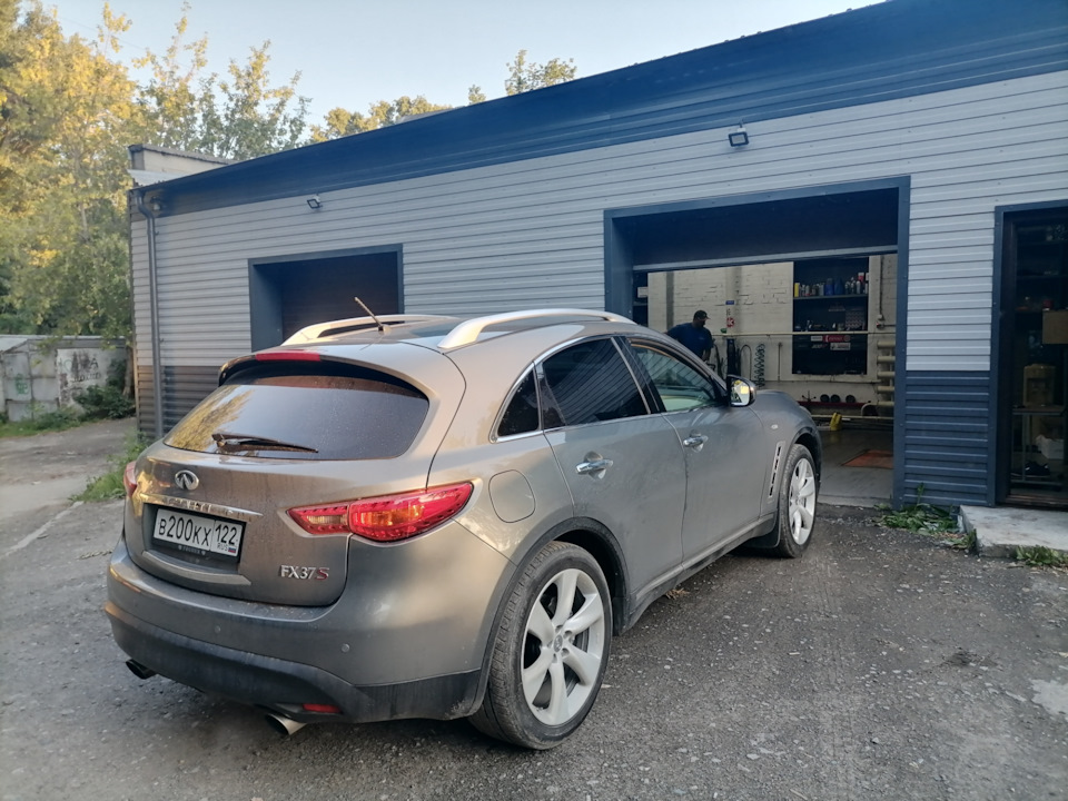 Первое ТО — Infiniti FX (2G), 3,7 л, 2010 года | плановое ТО | DRIVE2