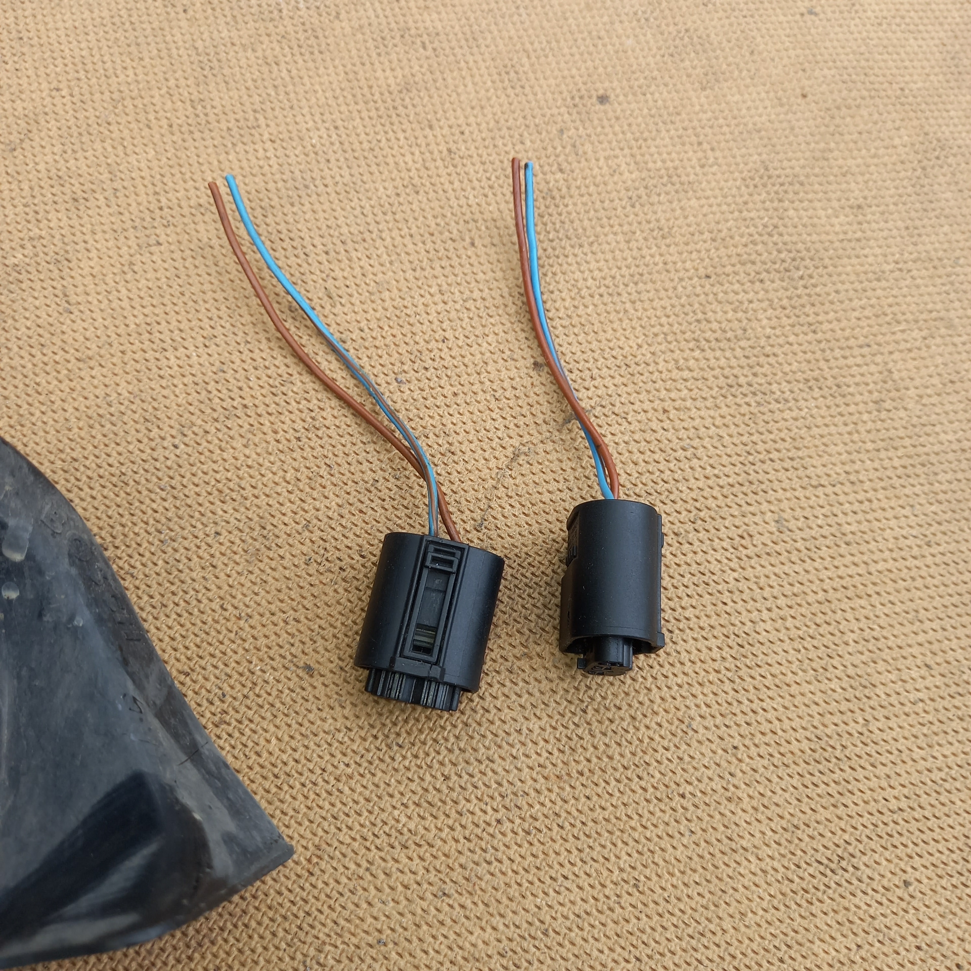 самостоятельный ремонт. замена фанфар — BMW X3 (E83), 2,5 л, 2004 года ...