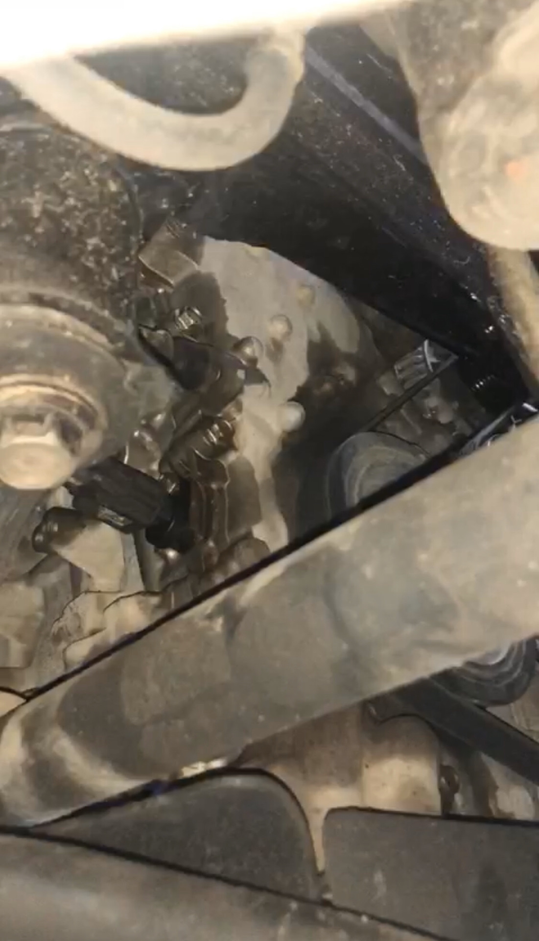 Переуплотнение крышки ГРМ/ТО-85 — Toyota Avensis III, 1,8 л, 2012 года ...