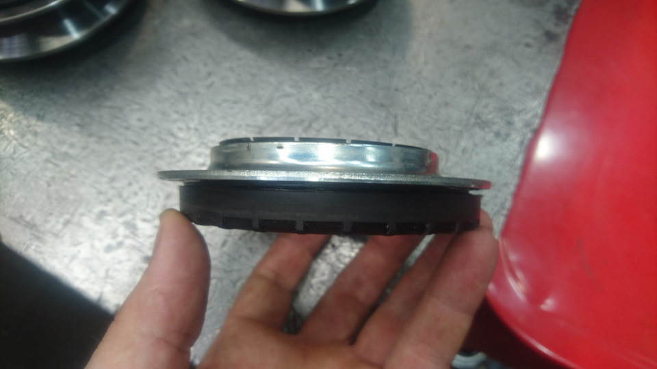 Что не так с опорными подшипниками SKF VKD 35025? — Volkswagen Tiguan ...