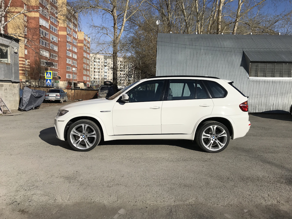 Колёса R21 — BMW X5 M (E70), 4,4 л, 2011 года | колёсные диски | DRIVE2