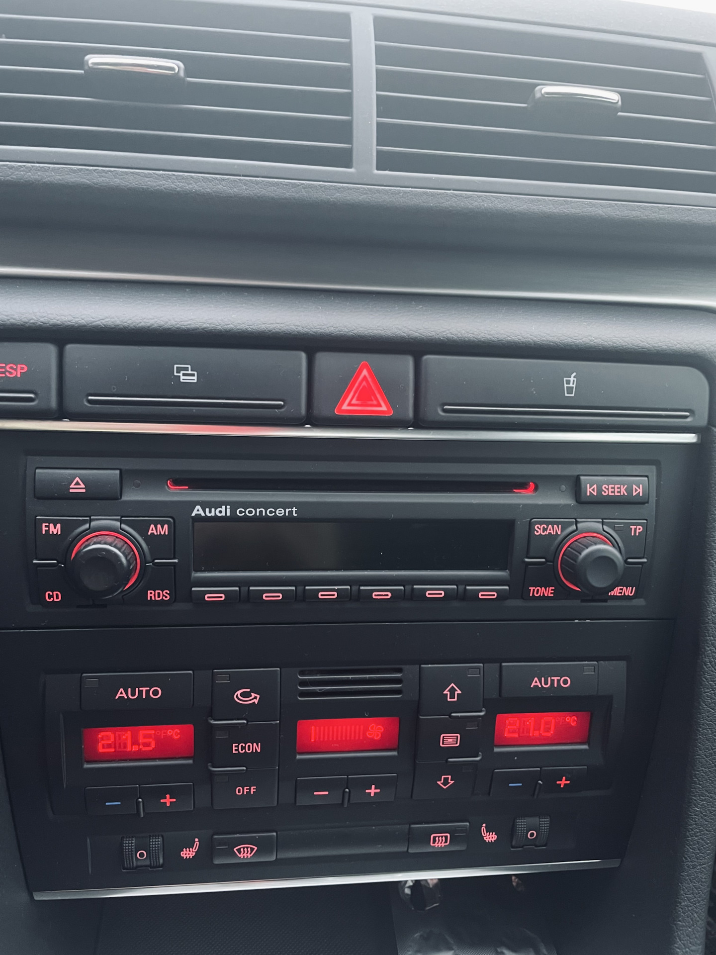 Pioneer 520 — Audi A4 (B7), 1,8 л, 2005 года | автозвук | DRIVE2